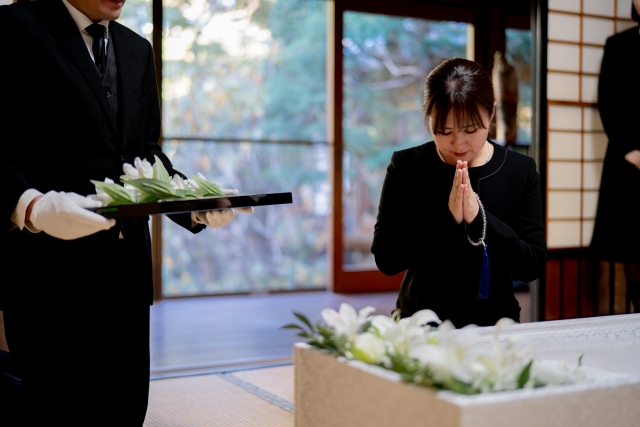 【弘前】家族葬の準備と葬儀の特徴について | とーたる・さぽーと0528